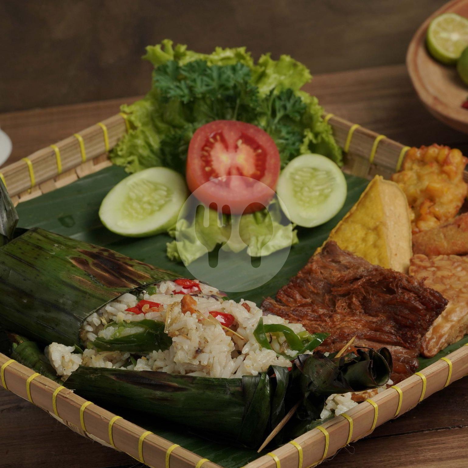 Rm. Saung Kuring, Tanah Sereal - GoFood