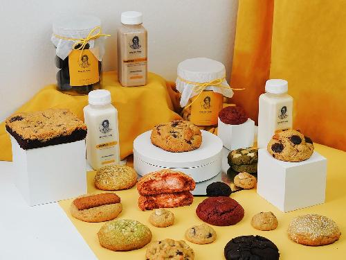 Dizzy Miss Fudgy - Brownies & Cookies, Kelapa Dua, Bencongan - GoFood