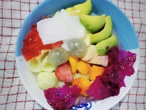 Sop Buah Bkt Kelingan Bae Khas Cirebon Gofood