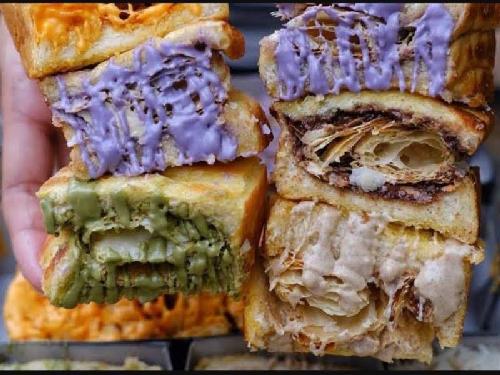 Roti Bakar Sari Rasa Khas Bandung, Benowo - GoFood