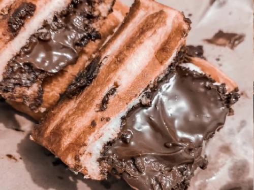 Roti Bakar Lumer, Tanjung Seneng - GoFood