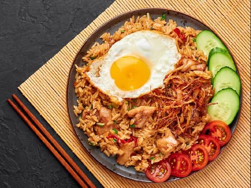 Nasi Goreng Mas Tomy, Genteng - GoFood