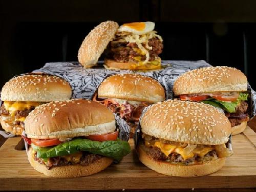 Lawless Burgerbar, Blok M - GoFood