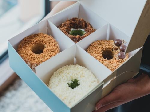 Mama Boen Bakery & Cakery - Taman Ratu, Taman Ratu Blok B2 No.1B - GoFood
