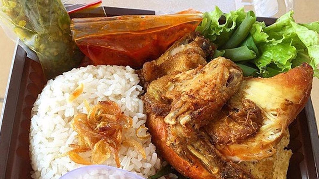 Rasa Resto, Ruko Pertokoan Muka Kuning Indah 2 - GoFood