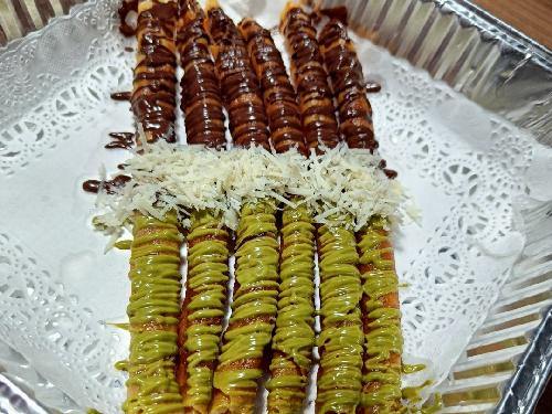 Es Coklat Hollandz Roti Celup, Donat & Snack, Acordion Kelapa Gading ...