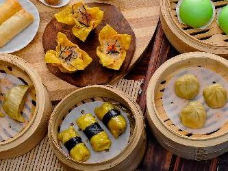 Dimsum Mbludak Dan Cemilan Nikmat, Pabean Cantian - GoFood